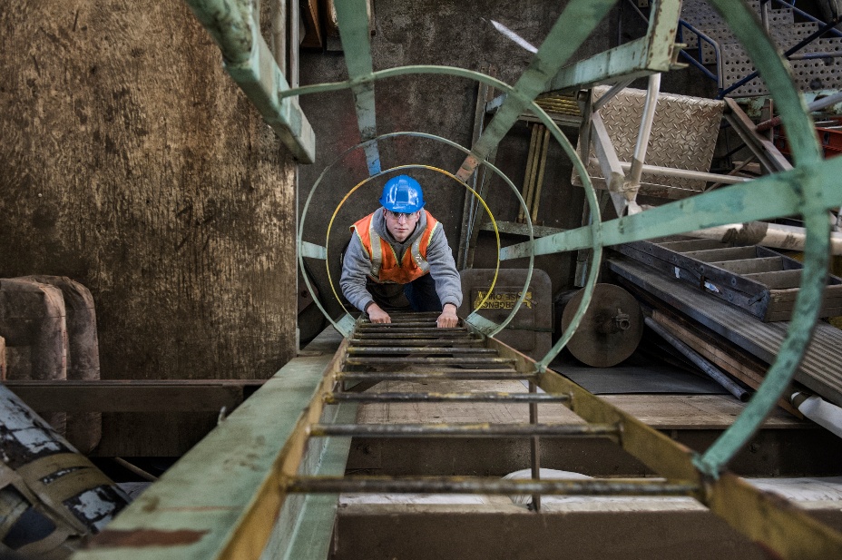 Reduce Workplace Injuries by Improving Ladder Safety