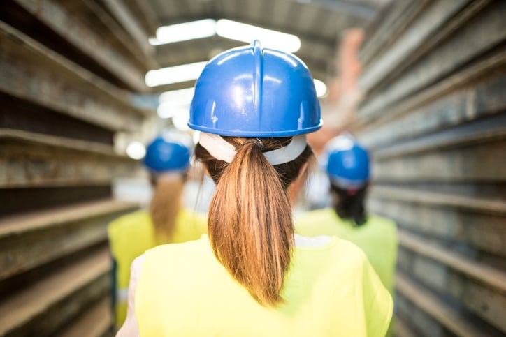 How Hard Hat Classes Reduce Work-Related Injuries